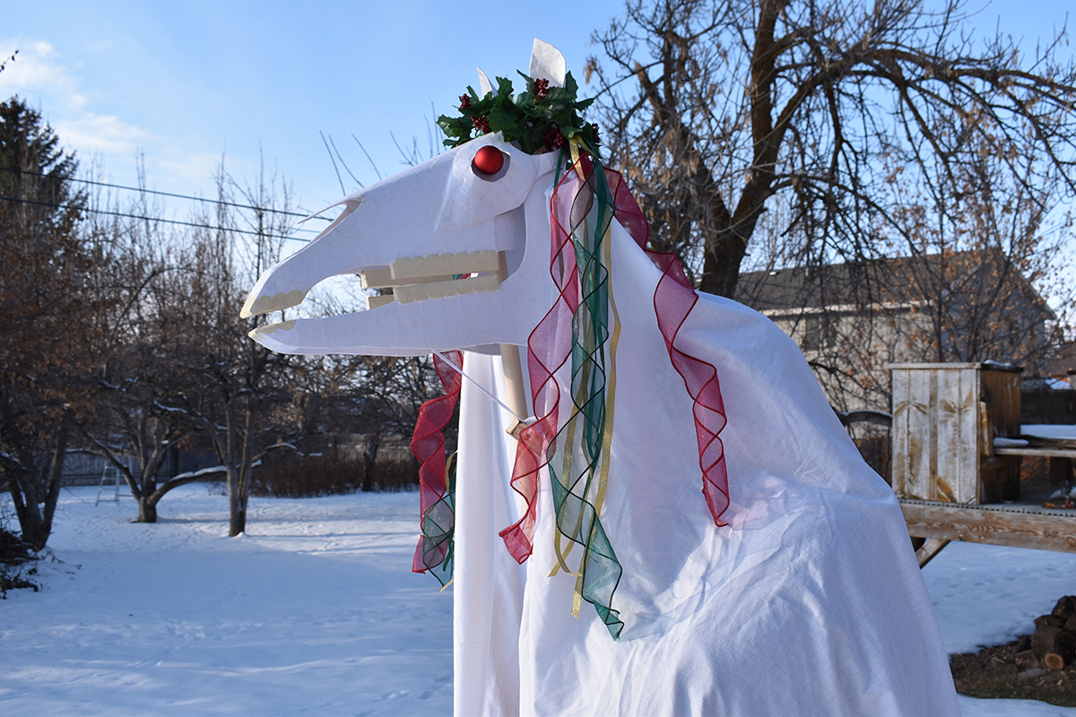 Mari Lwyd—Wales’ Rhyming Horse Skull Puppet | Mountain Man Living